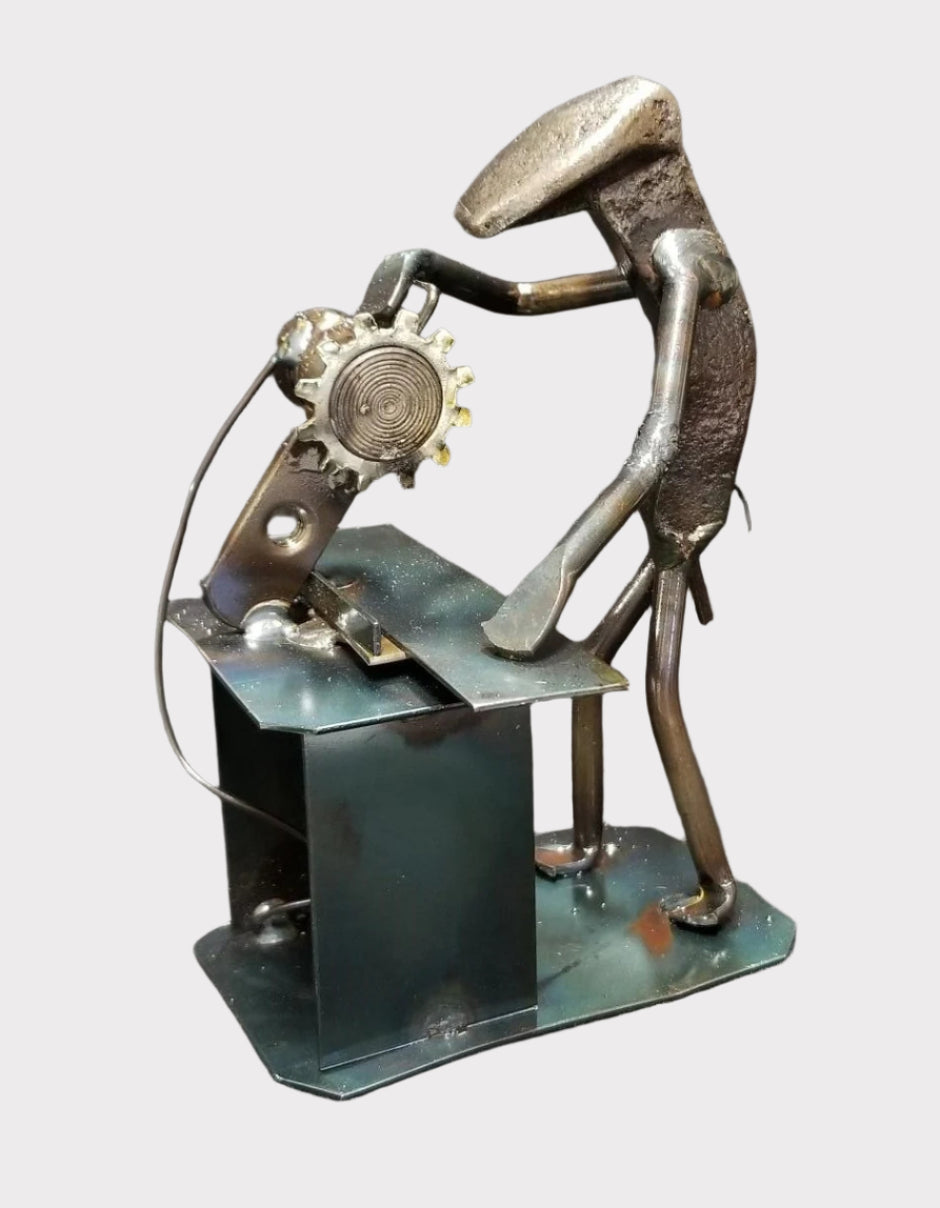 Occupations – Roland Metal Art